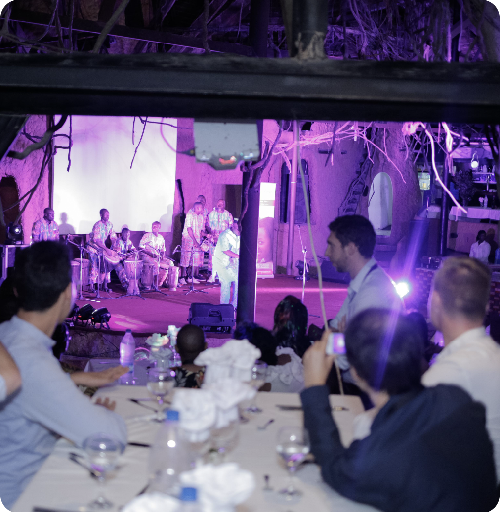 Shine Group | Agence